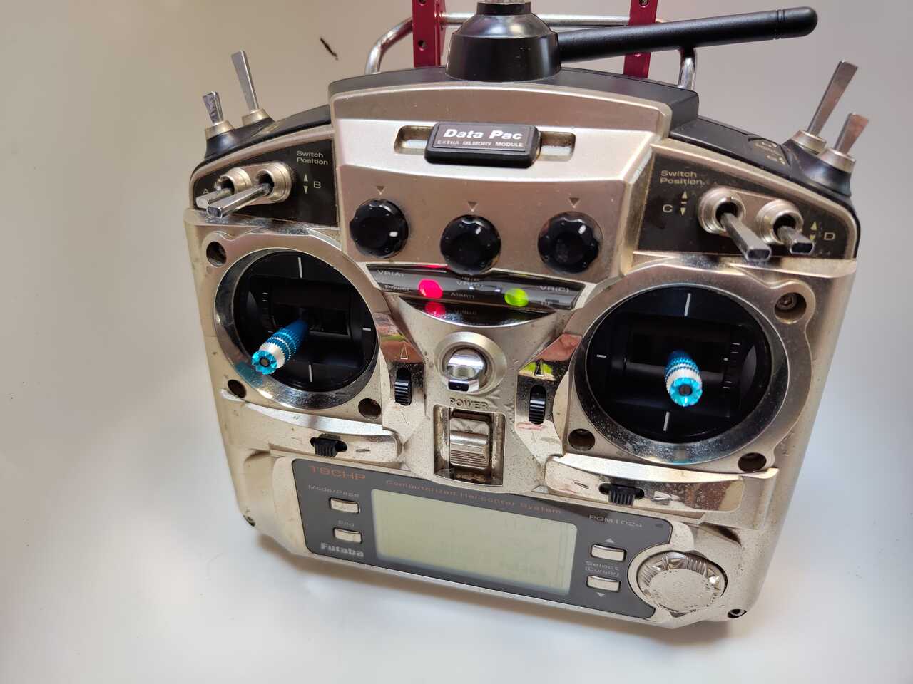 [2700]Futaba T9CHP/FF9 遙控器+Frsky DFT 發射模組-拍賣 誠徵-台灣遙控模型-RCTW - Powered by Discuz!